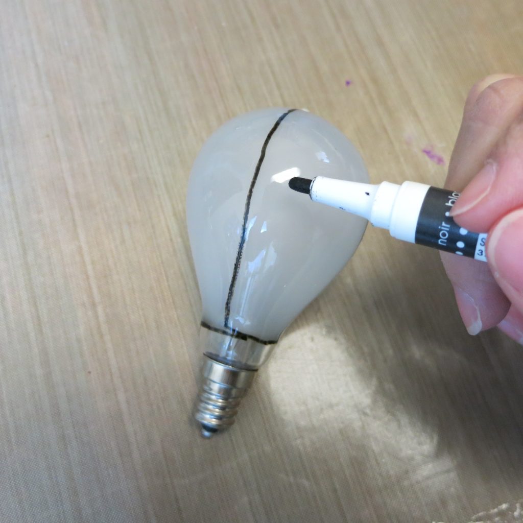 Light Bulb Hot Air Balloons Earth Day Craft - Morena's Corner