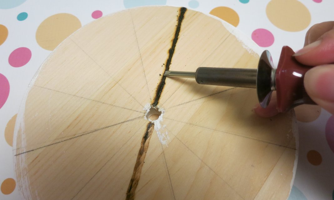 DIY Atomic Retro Clock - Morena's Corner