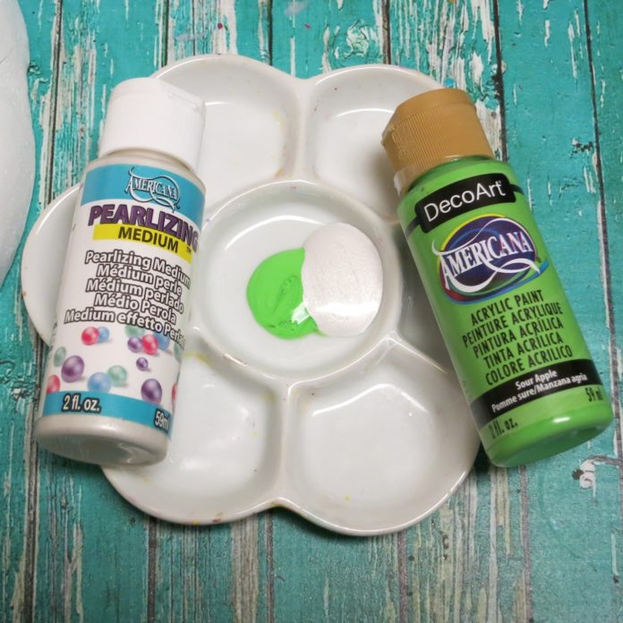 Decorative Halloween Mask DIY - Morena's Corner