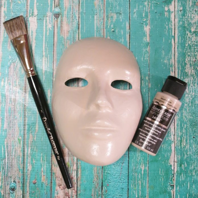 Decorative Halloween Mask DIY - Morena's Corner