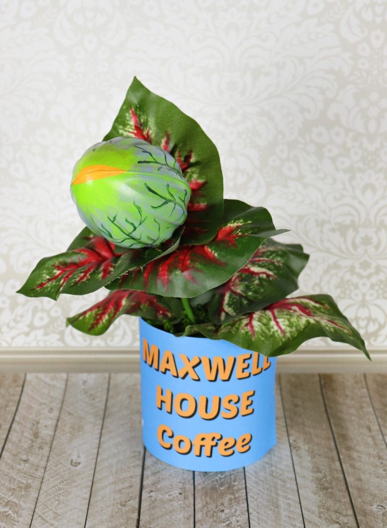 Make Audrey 2 Little Shop of Horrors with Free Printable - Morena's Corner