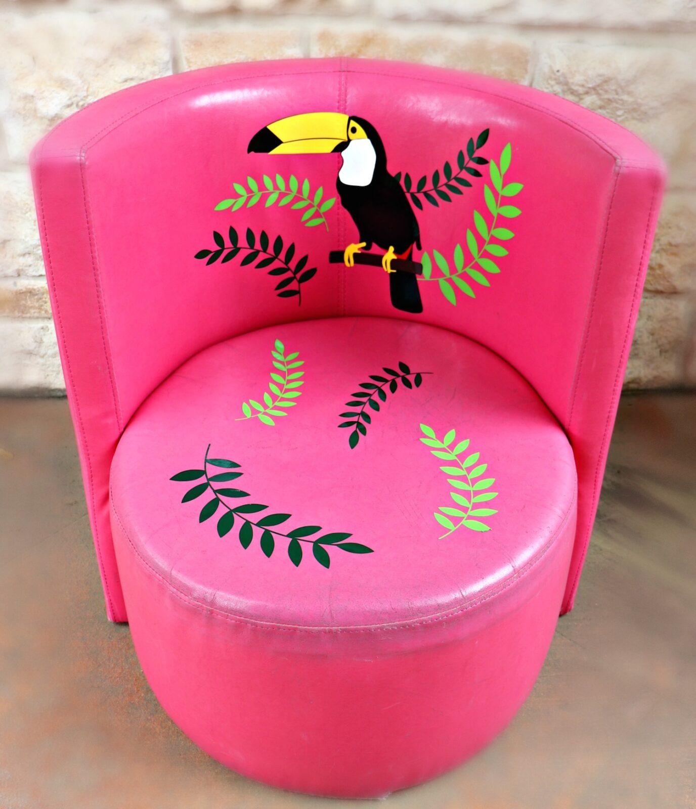 Vinyl Toucan Chair Tutorial: Fun Summer Seat - Morena's Corner