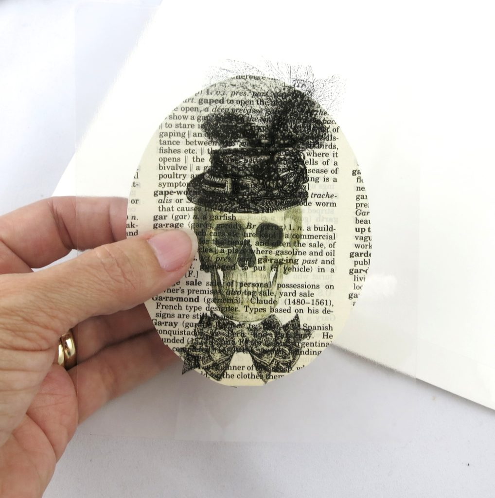 Halloween Clear Labels: Spooky Free Printable Projects - Morena's Corner
