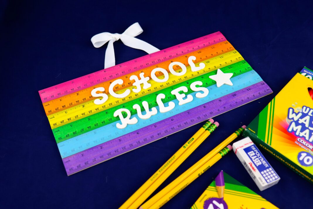 School Rules DIY Sign for Back to School - Morena's Corner