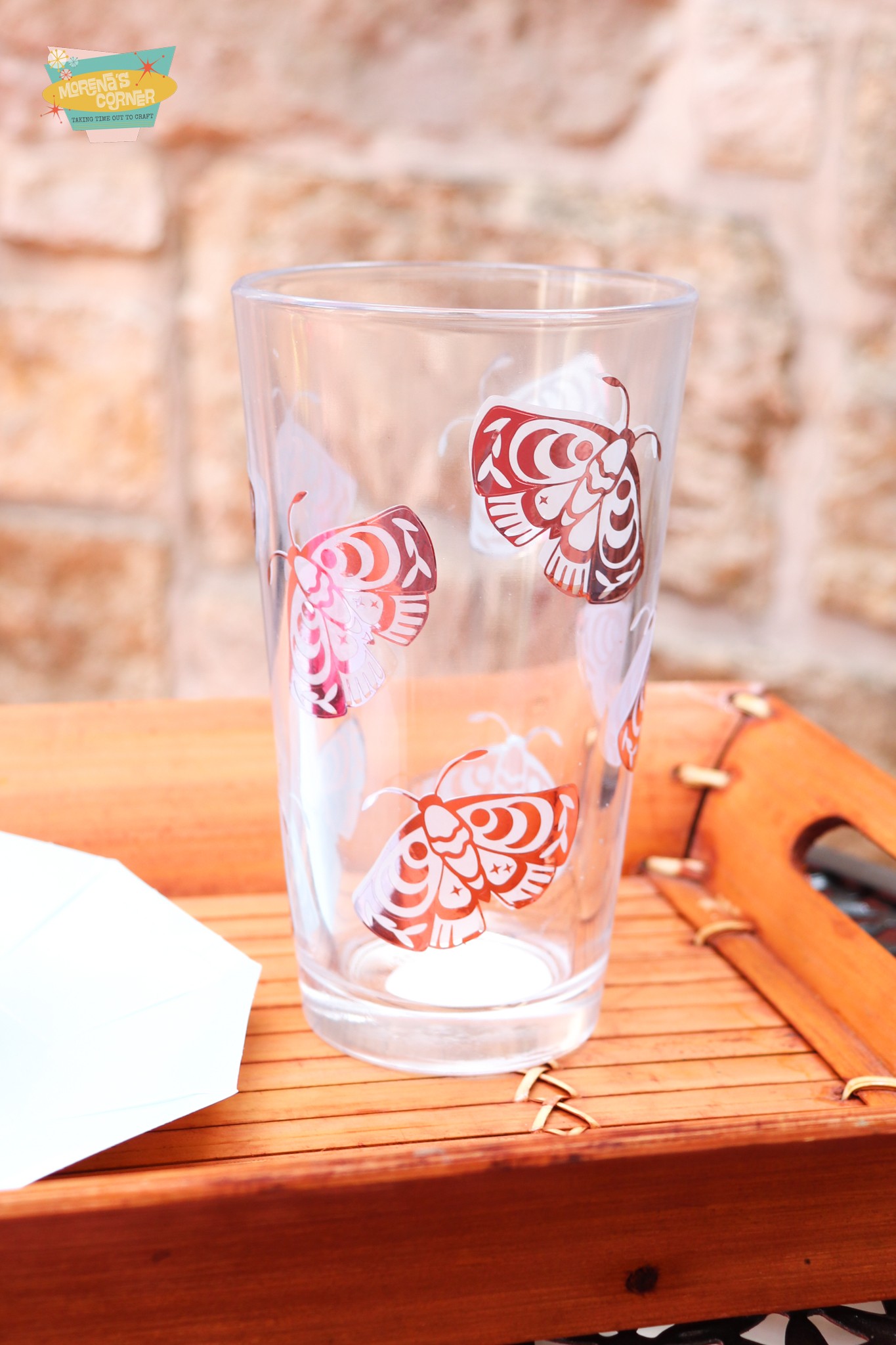 Color Changing Vinyl DIY: Drinking Glass - Morena's Corner