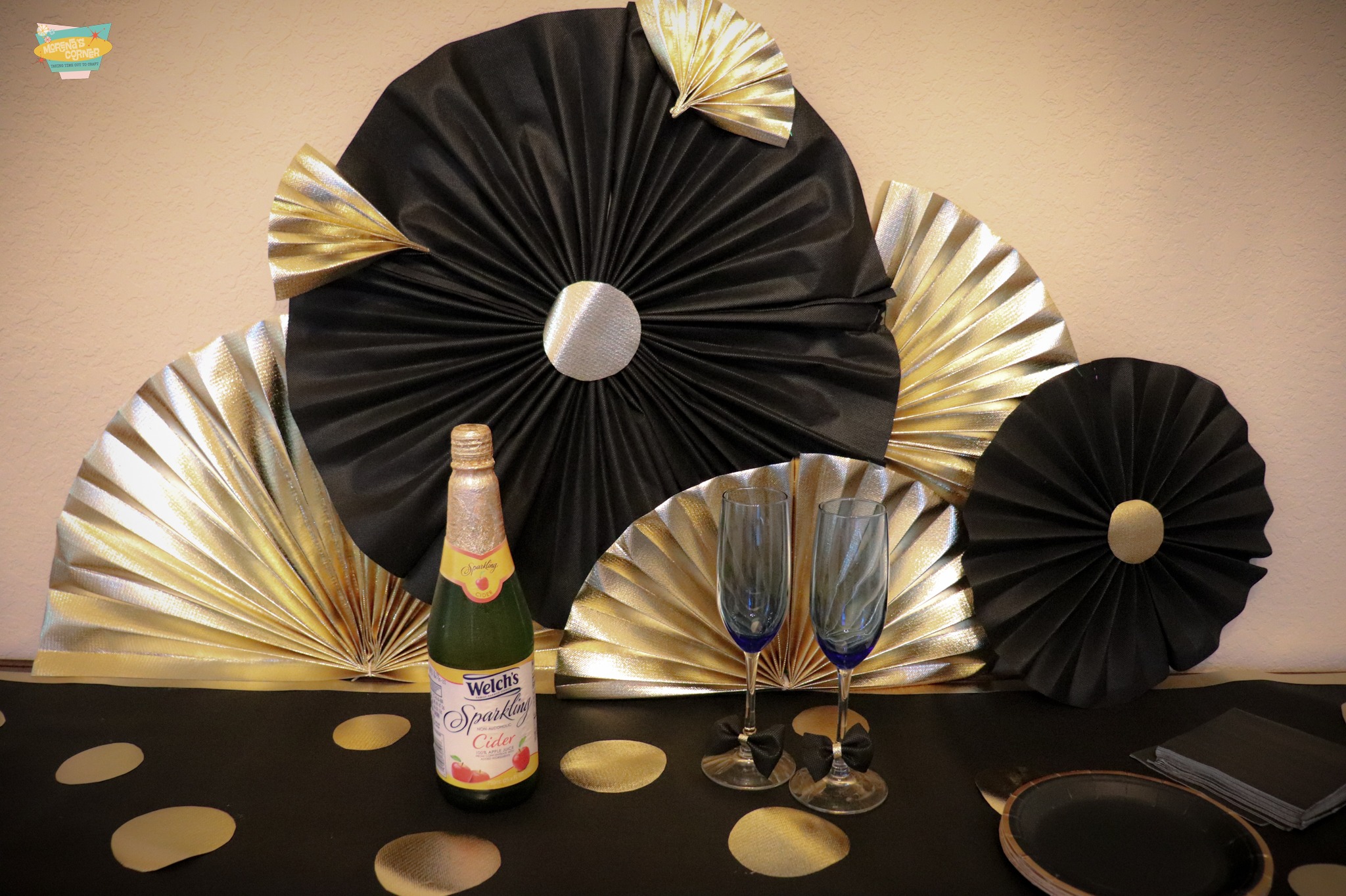 Easy DIY New Year’s Eve Décor - Morena's Corner